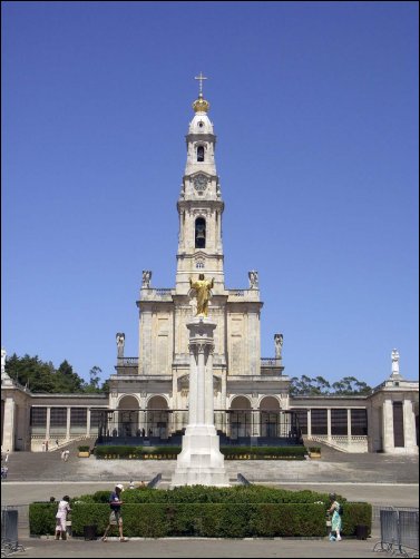 Al encuentro de la fé en Fátima, Portugal - Gulliveria